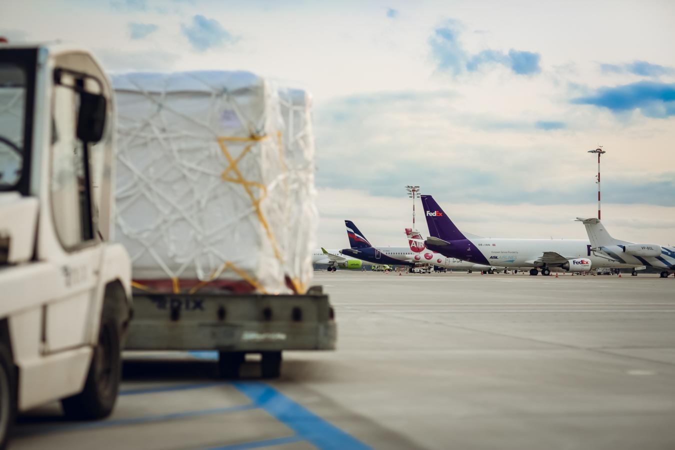 Non-standard and oversized baggage | RIX